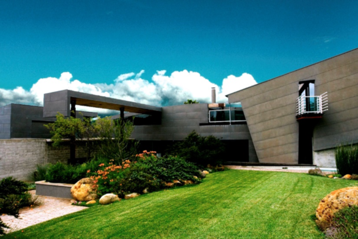 Partly Modern and Partly “Other”: Architecture of the 1990s - Docomomo