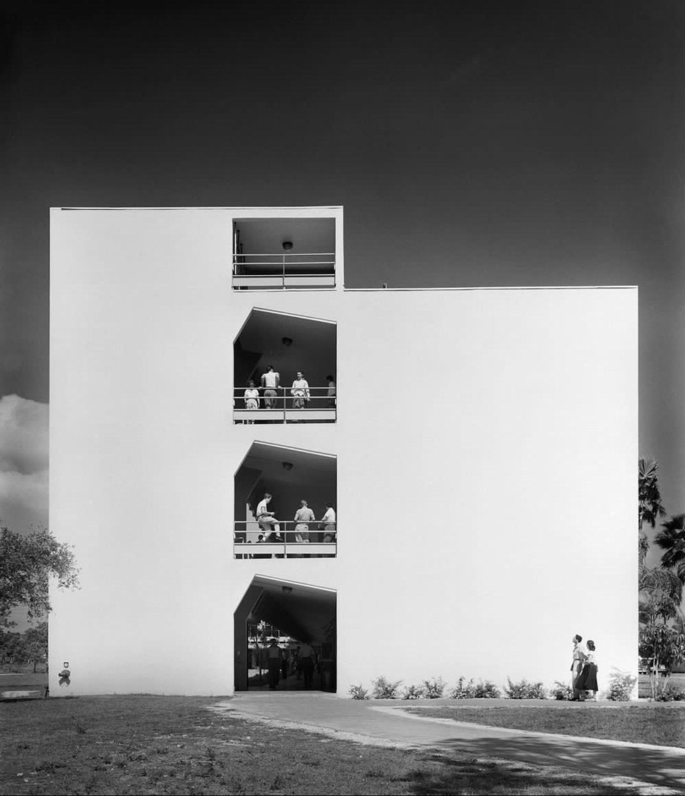 Five Reasons to Join Us in Miami - Docomomo