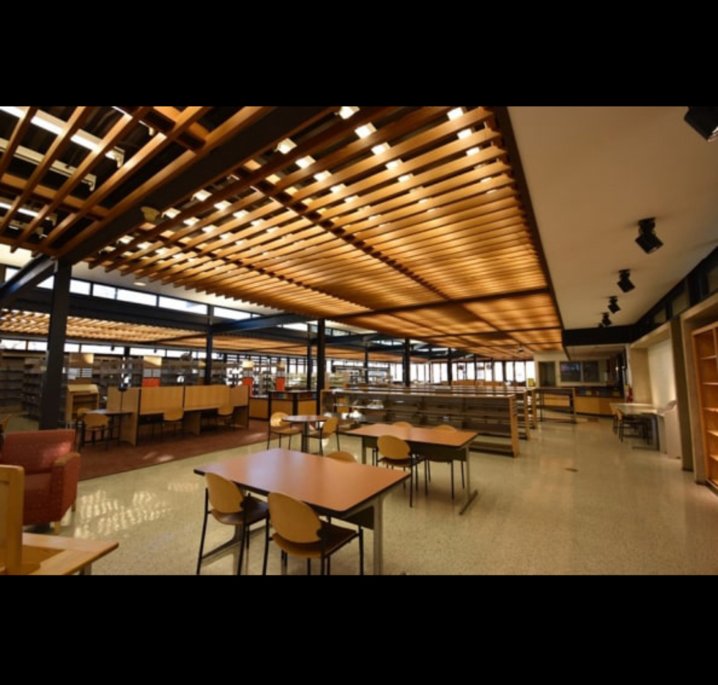 Milwaukee's innovative Forest Home Library needs your help - Docomomo