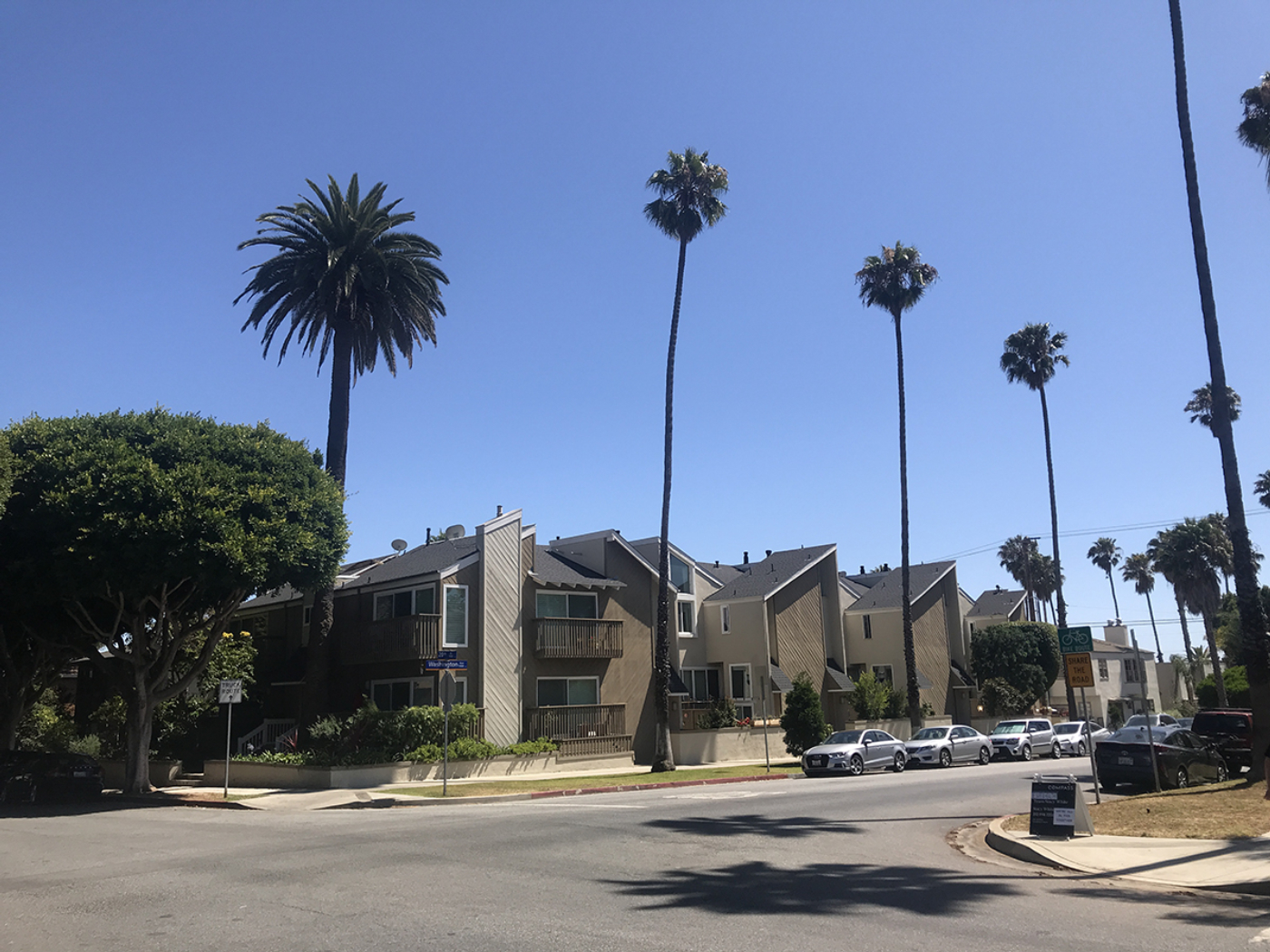 The '70s Turn 50: Building the Context - Docomomo