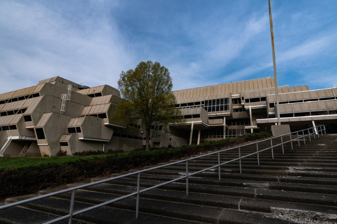 Surprise demo permit for Paul Rudolph's Burroughs Wellcome causes ...